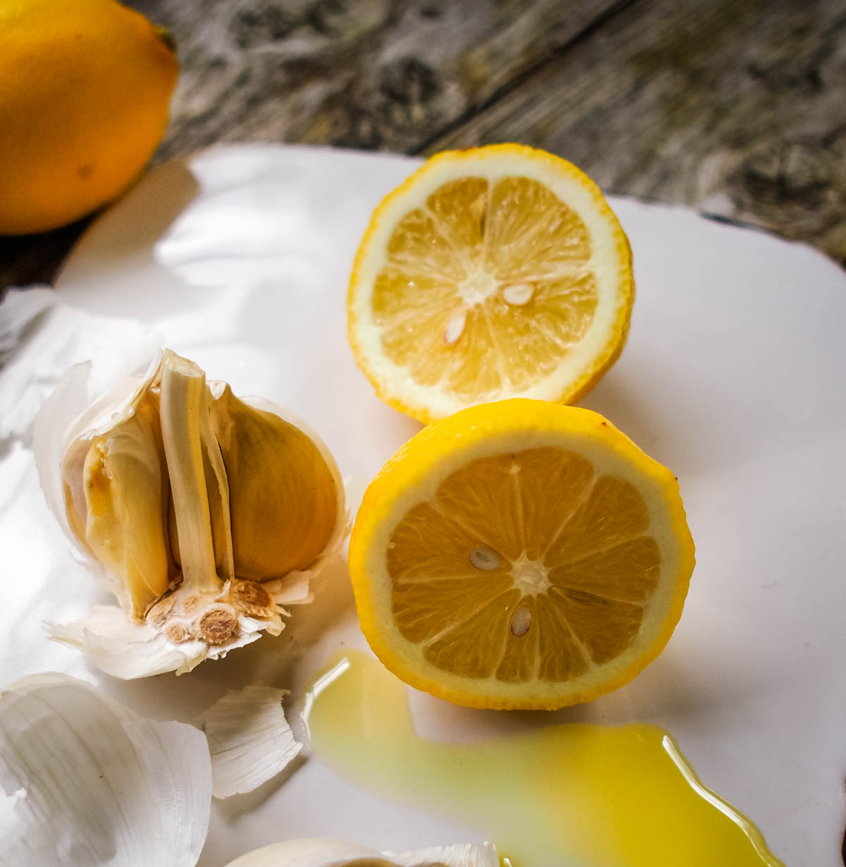 Homemade Garlic And Lemon Infused Oil - Larder Love