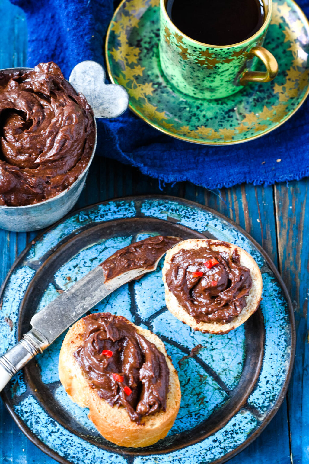 3 Ingredient Vegan Chocolate Avocado Spread - Larder Love