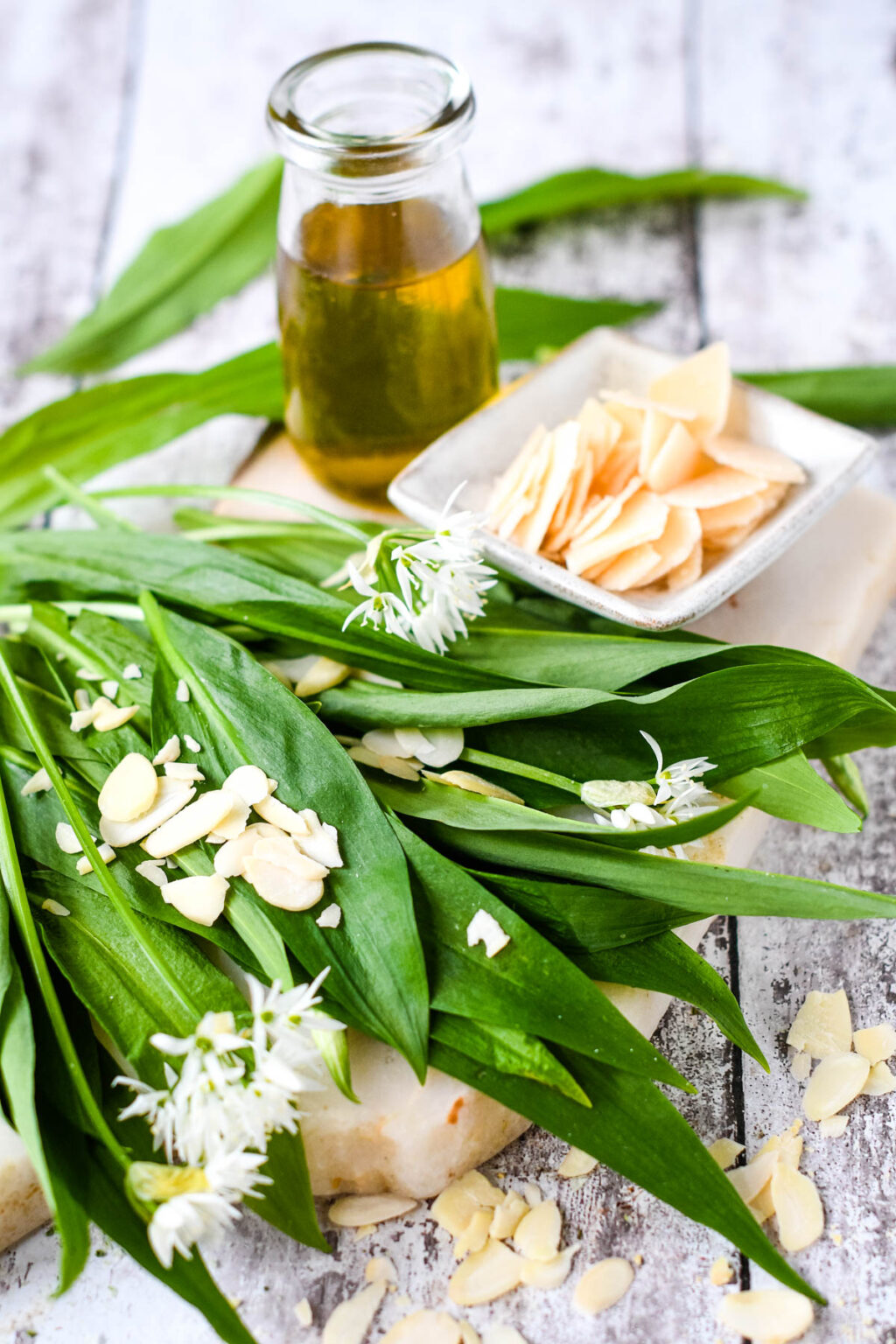 Super Easy Wild Garlic Pesto Recipe (+Video!) - Larder Love