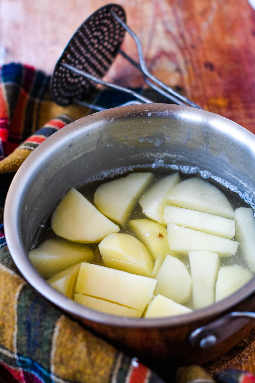Easy Traditional Scottish Potato Scones/Tattie Scones(+Video!) - Larder ...
