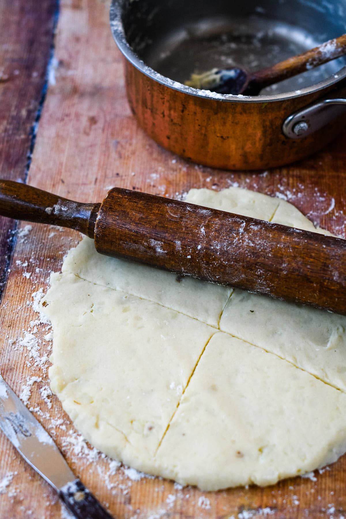Easy Traditional Scottish Potato Scones/Tattie Scones(+Video!) - Larder ...