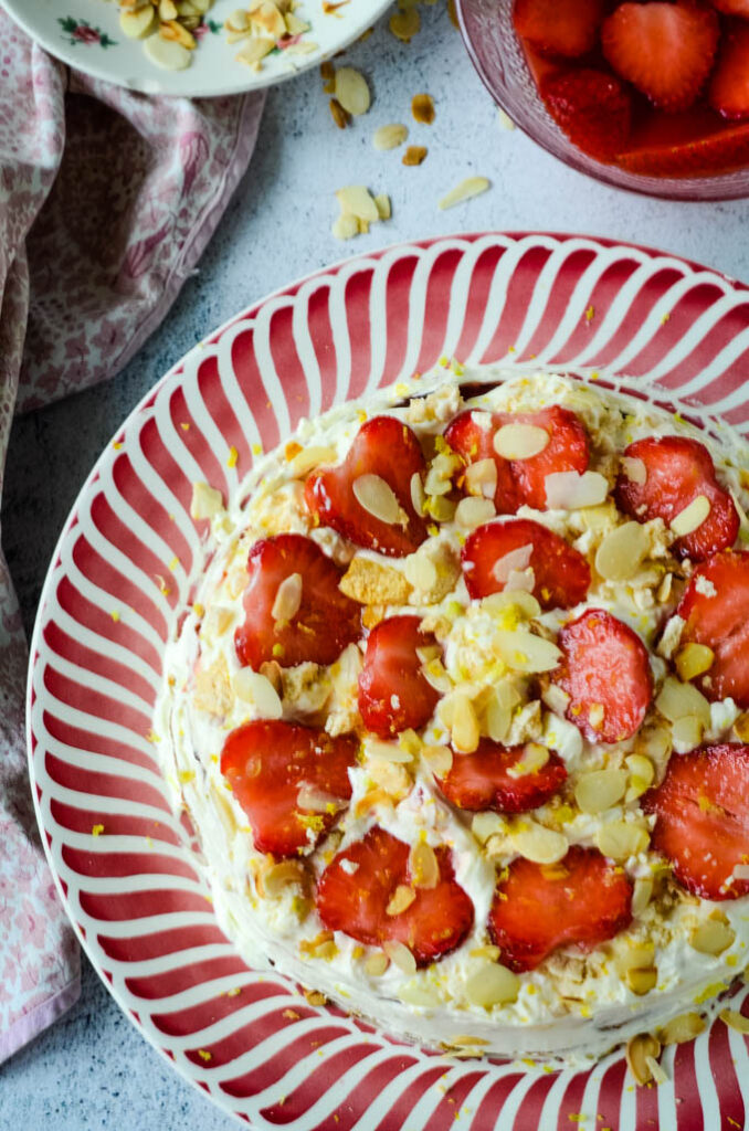 Eton Mess Strawberry Sponge Cake - Larder Love