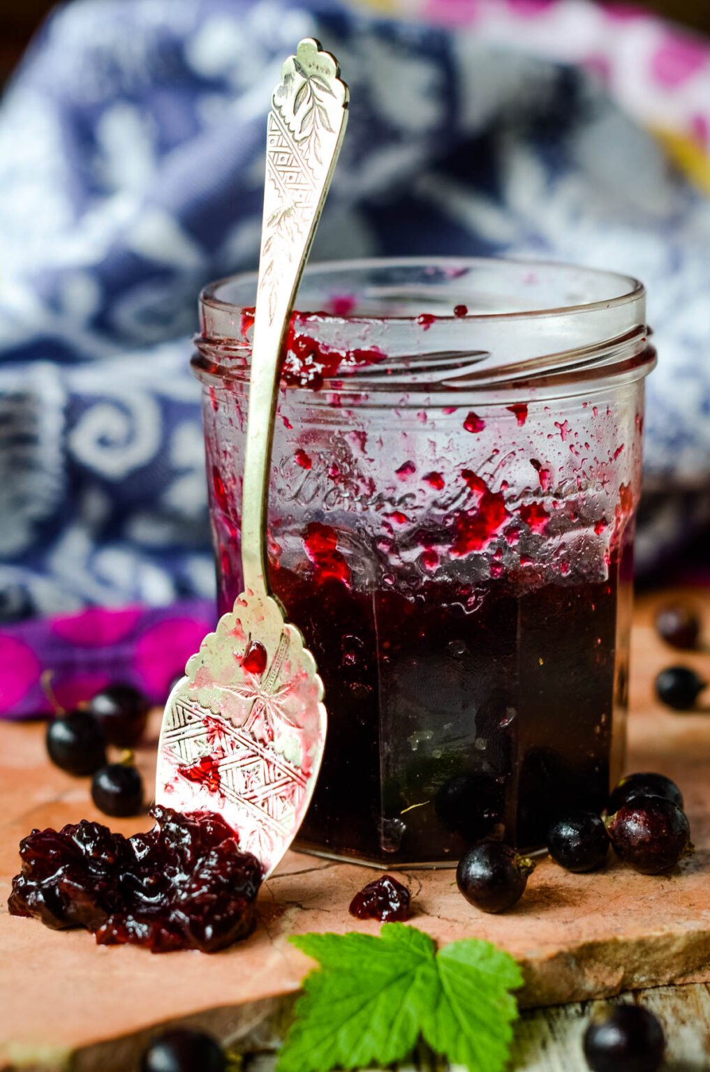 Easy 2 Ingredient Blackcurrant Jam Without Pectin - Larder Love