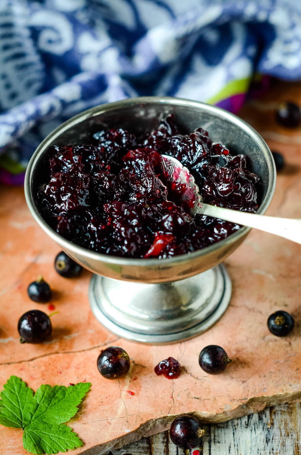 Easy 2 Ingredient Blackcurrant Jam Without Pectin - Larder Love