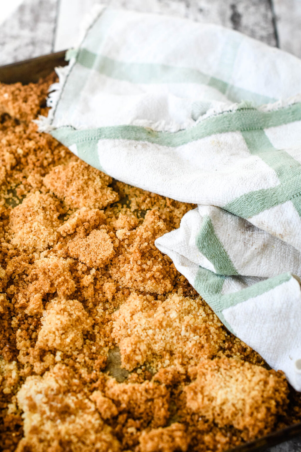 Homemade Roasted Garlic Salt - Larder Love