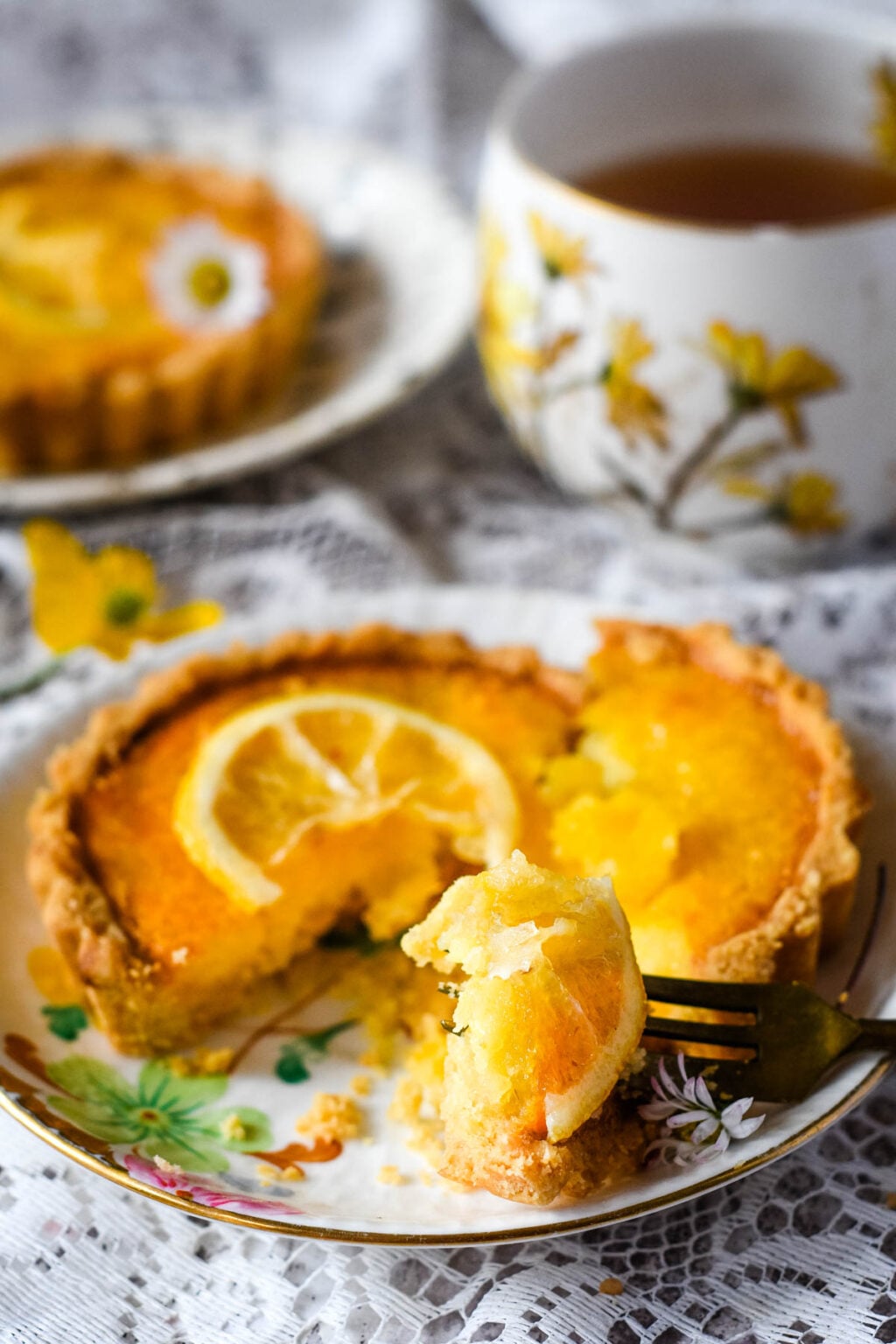 Easy Lemon Tarts (Tarte au citron) - Larder Love
