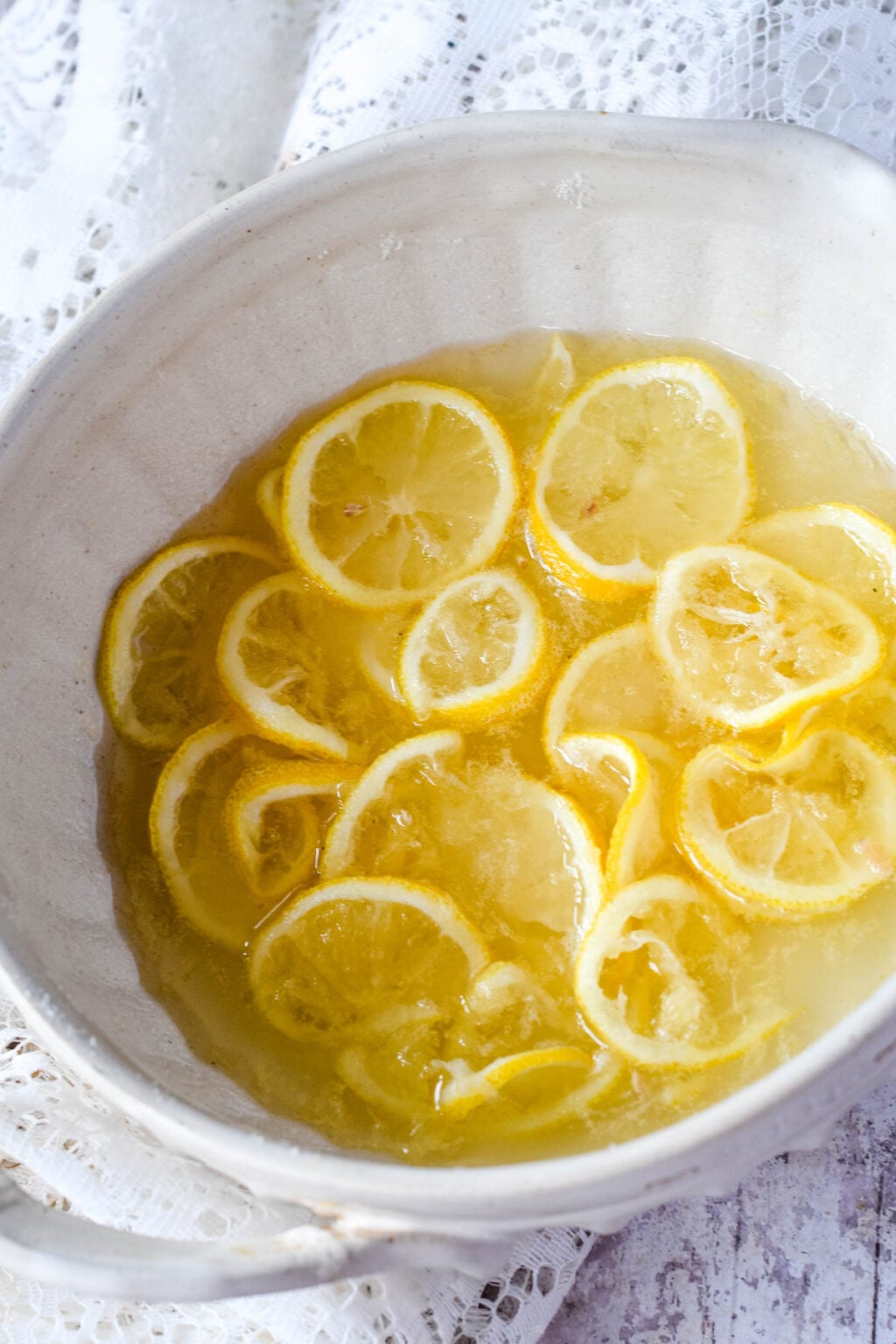 Easy Lemon Tarts (Tarte au citron) - Larder Love