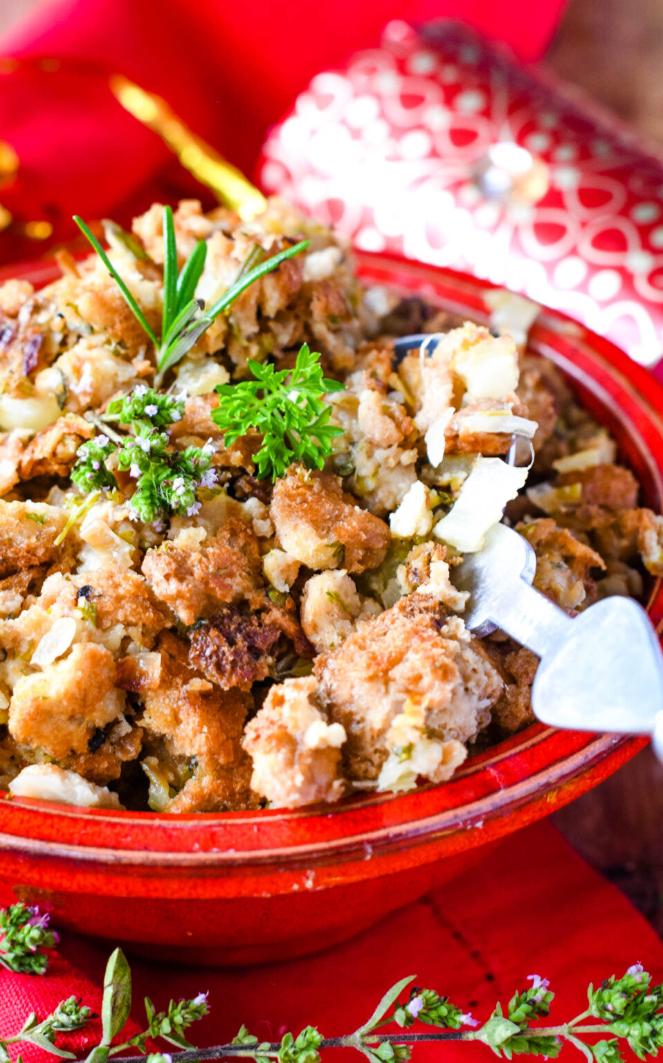 Easy Vegetarian Christmas Stuffing - Larder Love