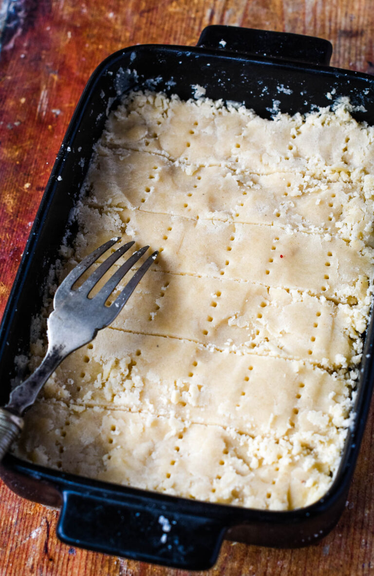 Quick And Easy Traditional Scottish Shortbread - Larder Love